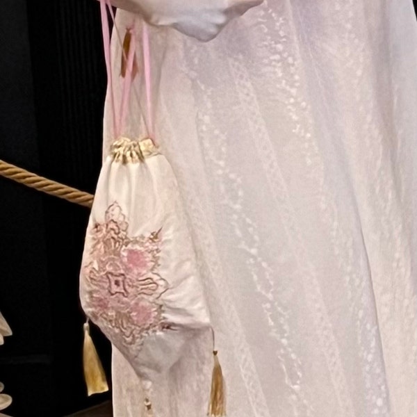 Regency Reticule in a Gold Taffeta With a Stunning Embroidery Design in ...