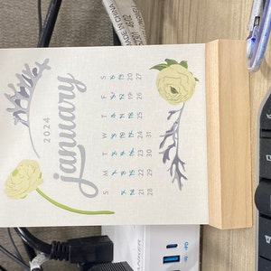 Wildflower Desk Calendar 2024 2024 Desk Calendar 2024 Calendar With ...