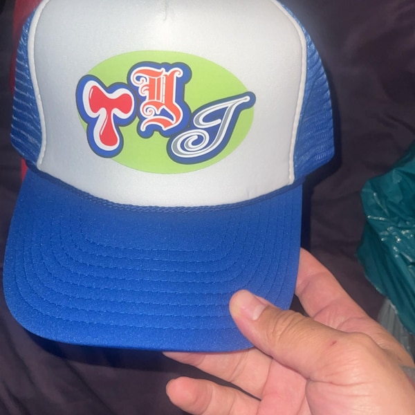 Subway Surfer Trucker Hat – Retro Gamer Hat, Streetwear Cap, Snapback ...