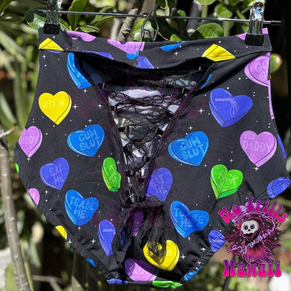 The Bombshell Bra - PDF Pattern - Retro Bullet Bra Styling as an Easy ...