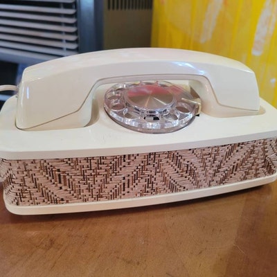 Working Restored Bell System Western Electric Model 500 Yellow Rotary ...