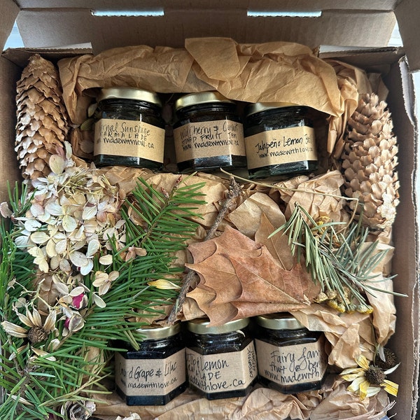 The Goodies Box - Eco Garden Gift Box Leather & Cotton Gloves Garden ...