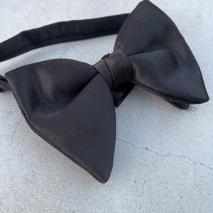 Silk Satin Butterfly Tom Ford Style Bow Tie / Handcrafted Pre-tied Bow ...