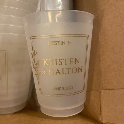 Circle Names Plastic Cups, Custom Plastic Stadium Cups, Personalized ...