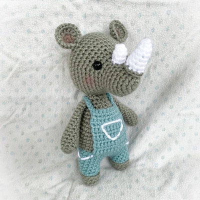 Crochet Pattern Charlize the Mini Mouse - Etsy
