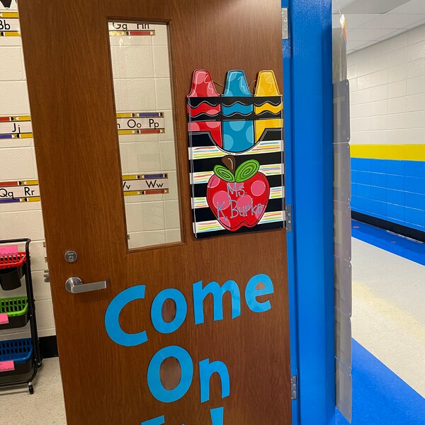 Volleyball Door Hanger, Volleyball Player Sign - Etsy