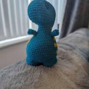 Crochet Pattern: Timothy the T-rex - Etsy