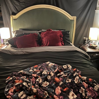 Gloomy, Moody Floral Seamless Flower Pattern, Digital Pattern, Repeat ...