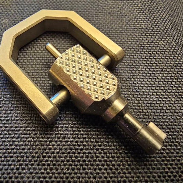 Circuit Board Necklace Geek Working PCB Board Necklace Chip Bluetooth ...