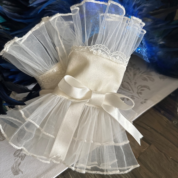 Ivory Ruffle Sleeve Extender, Wrist Cuff Set of 2, Ruffle Cuffs, One ...