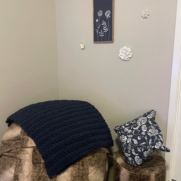 Navy Chunky Throw, Blue Throw. Blue Chunky Crocheted Blanket - Etsy