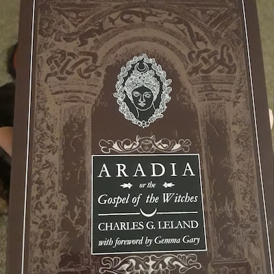 Aradia or the Gospel of the Witches Book Witchcraft Italian Witch Craft ...