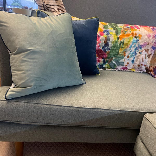 Nereida Bath Mat – Scalloped Design Microfiber Absorbent Non Slip Rug ...