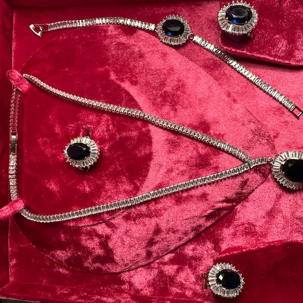 Princess Diana Sapphire and Diamond Jewelry Set Royal Memorabilia ...