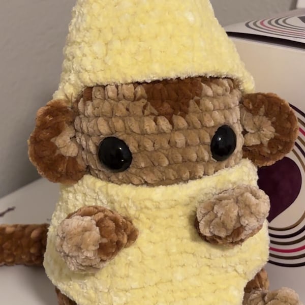 Amigurumi Pattern "bono the Monkey", Chubby Monkey in a Banana Costume ...
