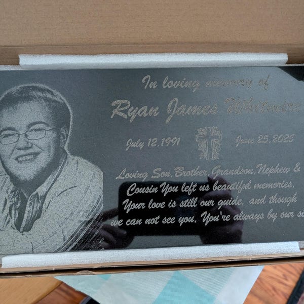 Custom Black Granite Headstone With Photo & Engraved Text ...