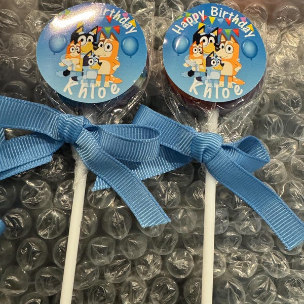 15 Bluey Personalized Birthday Lollipops. Blue or Pink Lollipops Are ...