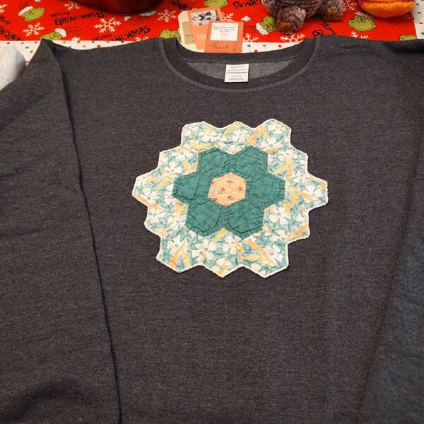 Appliqué Quilt Block Pullover/vintage Quilt/sweatshirt/crewneck/quilt ...