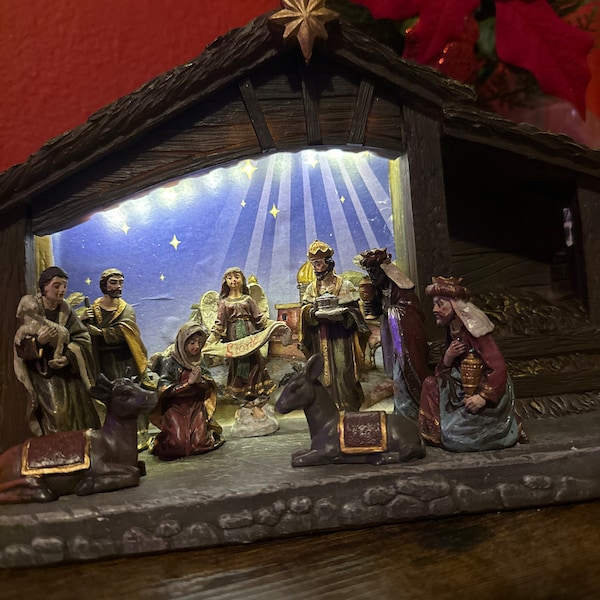Christmas Nativity Set With Stable and Light 11 Pieces - Etsy