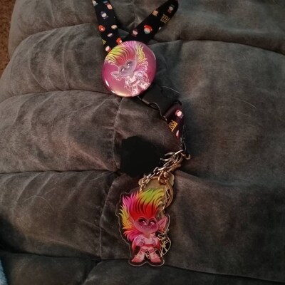 KEYCHAIN Trolls Band Together CRYSTAL Brozone Floyd 7cm, Clear Acrylic ...