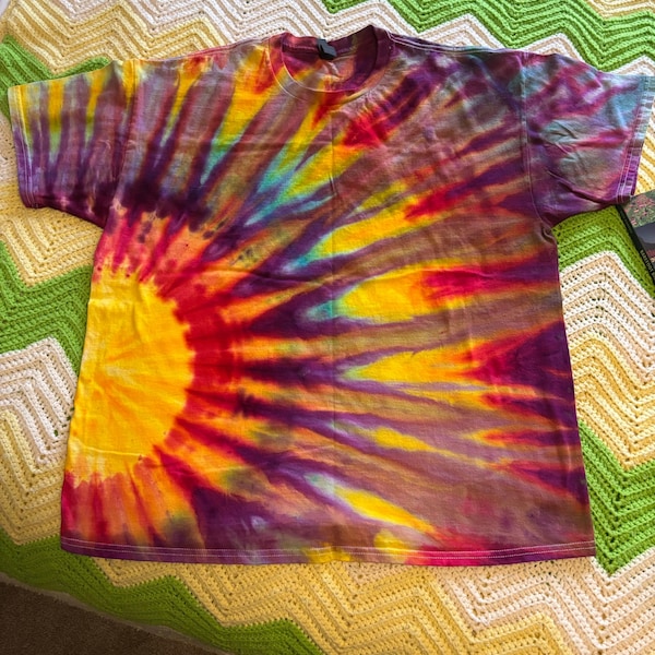 Size: SMALL - Gildan Ultra Cotton Tie Dye T-shirt - Incline Ice Dyed ...