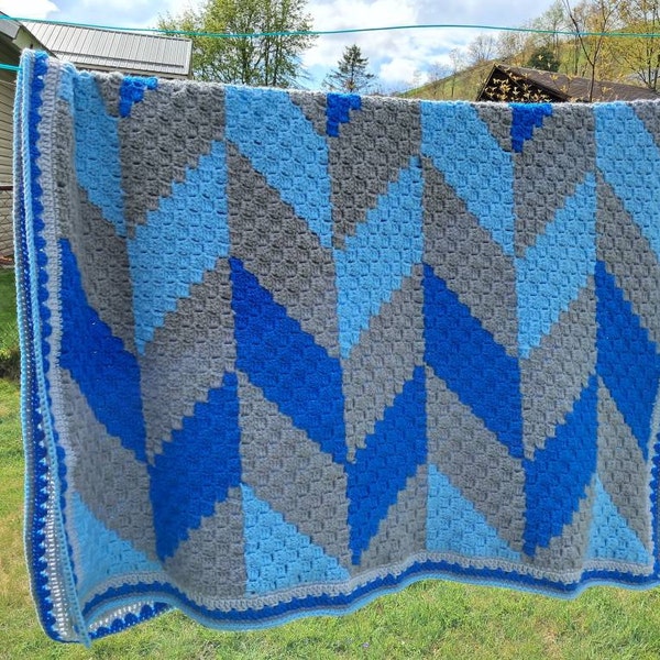 Northern Lights C2C Blanket - Corner to Corner - Graphghan - Written ...