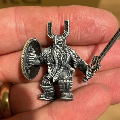 Yellow Cultist D&D Villain 3D Printed Resin Miniature by Astland 3D ...