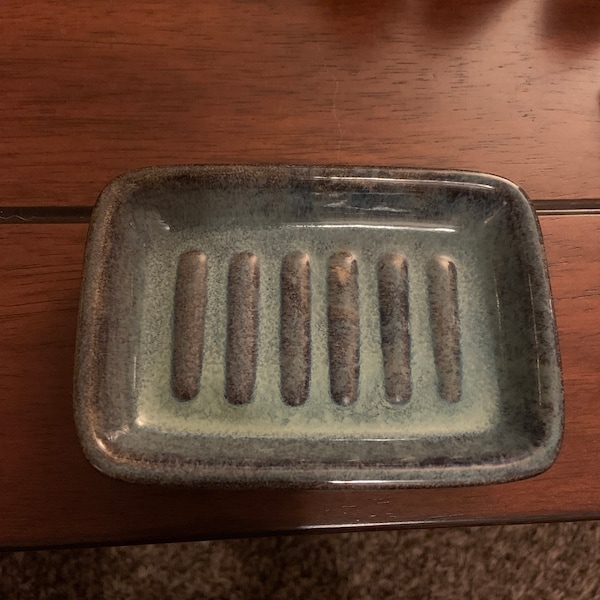 Handmade Ceramic Soap Dish: Raised Center Soap Holder - Etsy