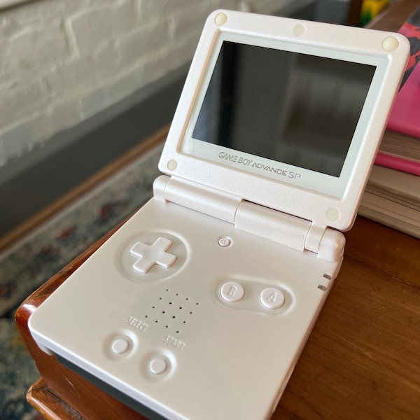 Custom GBASP IPS Modded Gameboy Advance SP - Backlit Screen With New ...