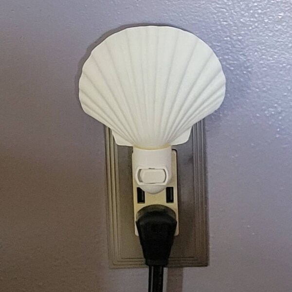 DEEP SCALLOP Sea Shell NIGHTLIGHT - Etsy