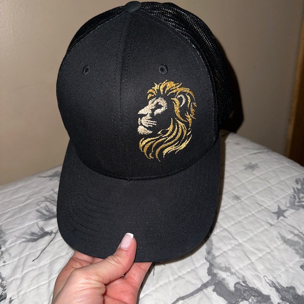 Noble Lion Head Embroidery Design - Golden Mane Pattern - Majestic King ...
