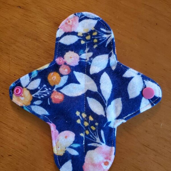 CIRC Straight Cloth Pad Pattern 2.5 Snapped Width Mix & Match Sewing ...