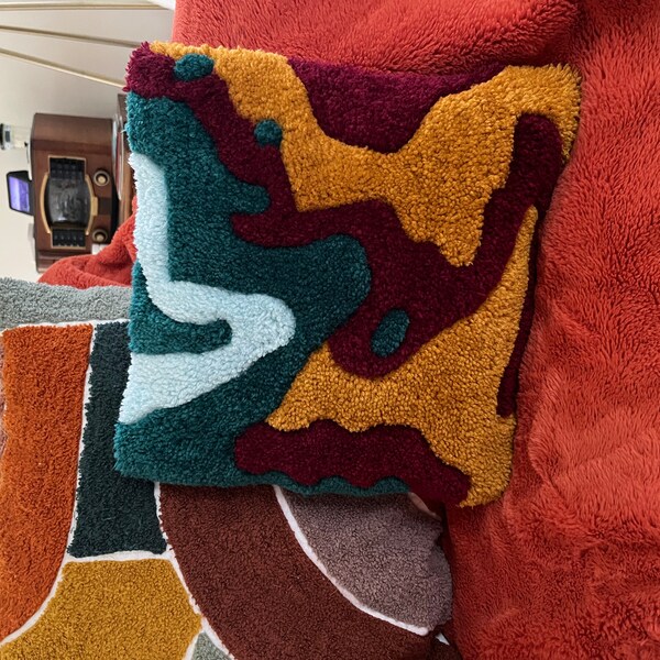 Handmade Tufted Rug, TV Error Rug, Modern Home Decor, TV No Signal Rug ...