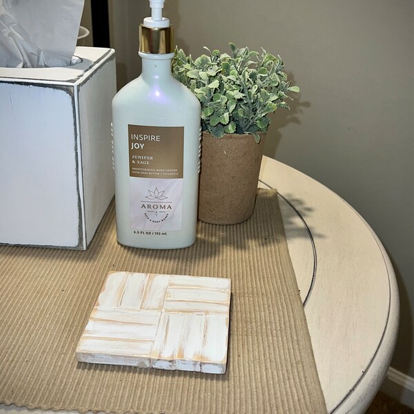 Chunky Rustic Wood Mittens CHRISTMAS ORNAMENTS Pair White Red Black ...