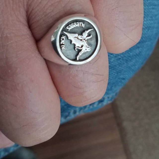 Black sabbath ring store