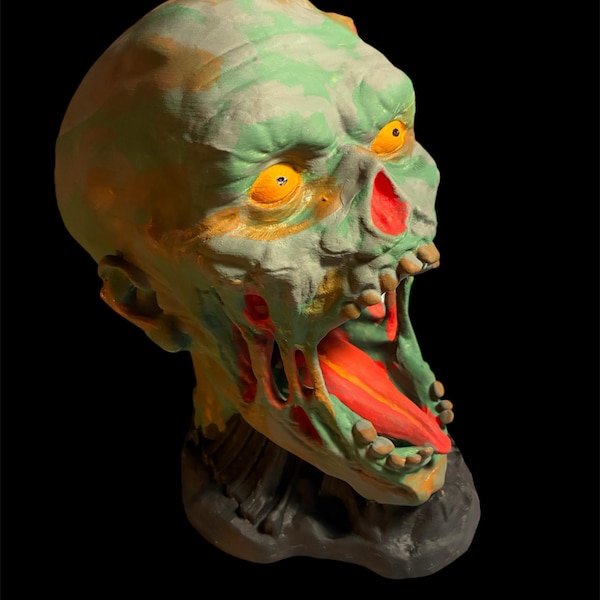Zombie Head Headphone Stand - Bust Headset Holder - Horror Gamer Gift ...
