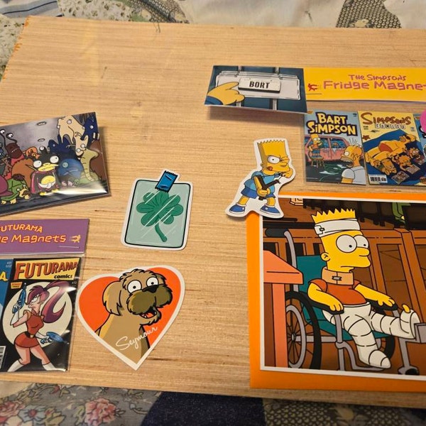 Homer's Bite the Simpsons Funny Love Birthday Card Simpsons on a Party ...