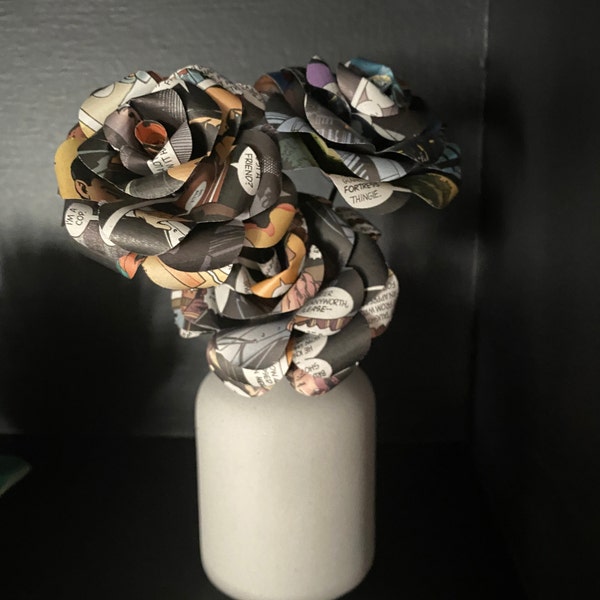 Comic Book Flower Bouquet - Marvel DC Superhero Roses - Nerd Roses ...
