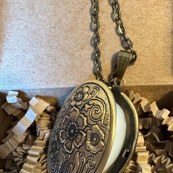 Vintage Style Locket Filled With Solid Perfume - Etsy