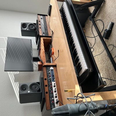 2U Rack WHITE Color Desktop Rack Walnut Wood Metal Studio Rack ...
