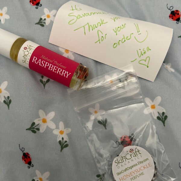 Natural Raspberry Perfume Oil - Made With Organic Sweet, Zingy Fruit ...