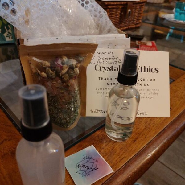 Great Lakes Jar | Sea Shells | Wildflowers | Crystals - Etsy