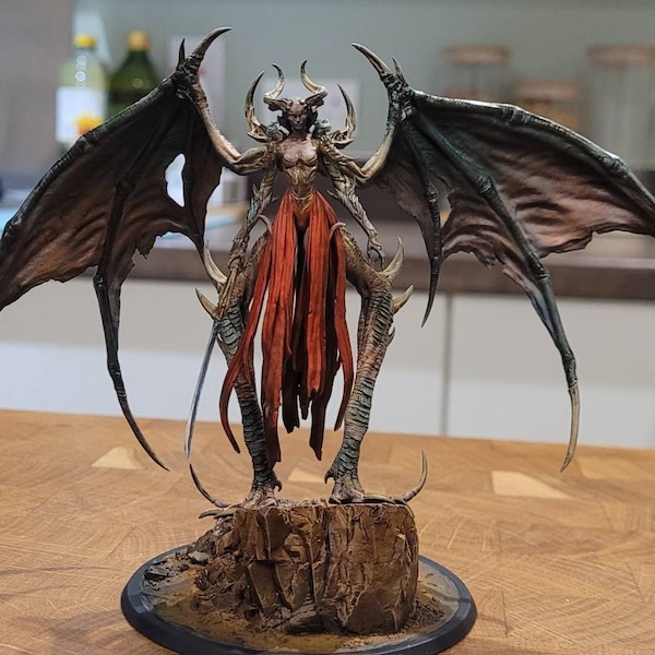 Demon Queen Miniature - Lord of the Print | Infernal Daemon of Slaanesh ...