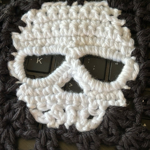 One Skull- No Border!!! White Skull Crochet Pattern : USA Instructions ...
