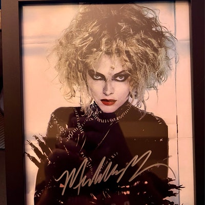 RIHANNA Autographed 8 X 10 Signed Photo COA - Etsy