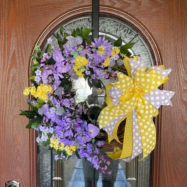 Skull Skeleton Totem Pole, Purple and Pink Flowers, Gothic Decor ...
