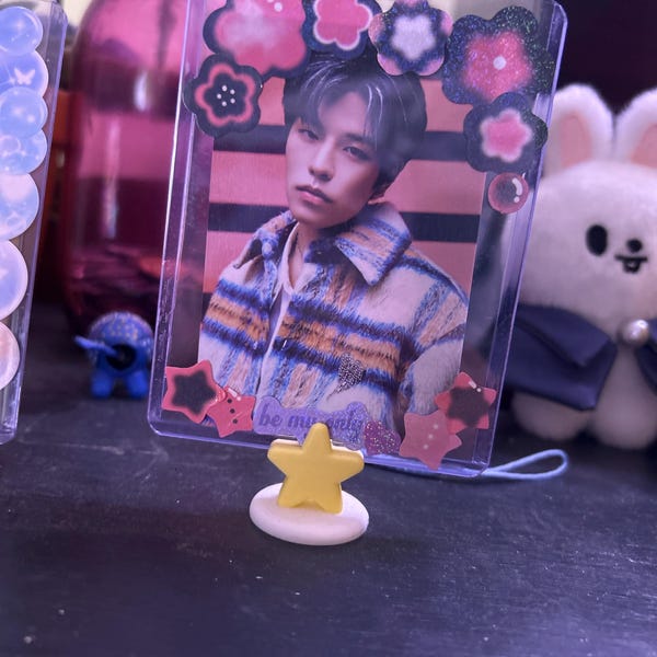 Early 2000s Microsoft Paint Acrylic Photocard Holder pink Version - Etsy