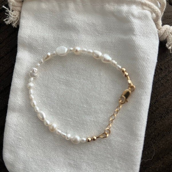 Freshwater Pearl Bracelet, 14K Gold Filled Dainty Mixed Pearl Bracelet ...