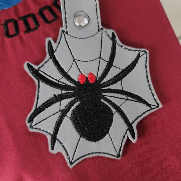 In the Hoop Spider Snap Key Fob Embroidery Machine Design - Etsy