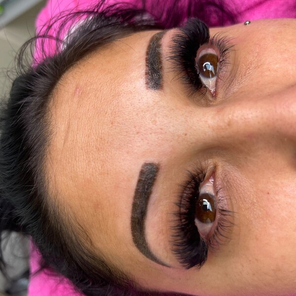 L Curl 8D Volume Lashes, Achieve the Perfect Fox Eyes, Cat's Eye, and ...